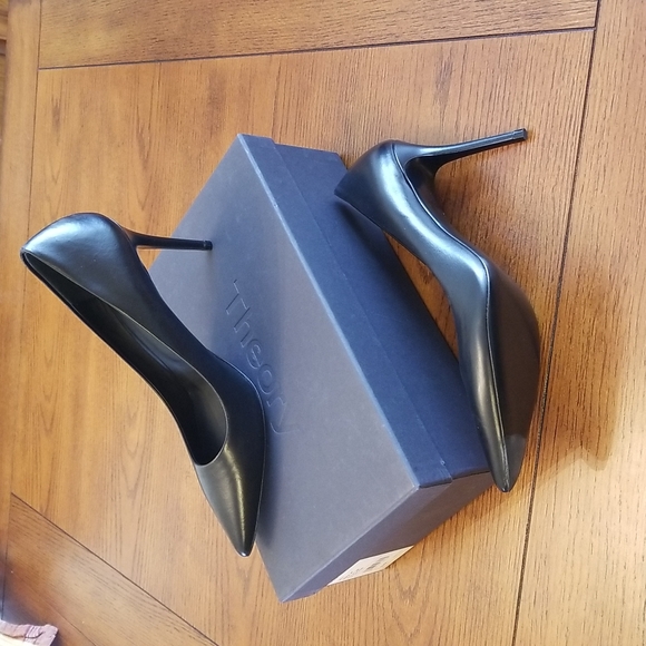 Theory | Shoes | Theory Amria Black Leather Heels Made In Italy | Poshmark